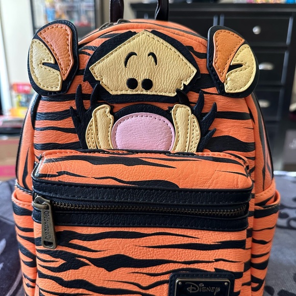 Loungefly | Bags | Loungefly Disney Tigger Backpack Orange And Black ...